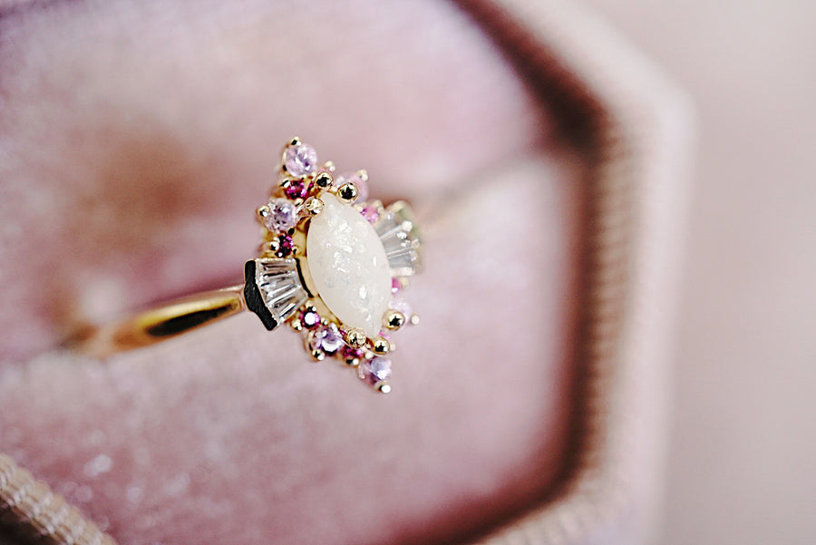 Vintage Deco keepsake ring